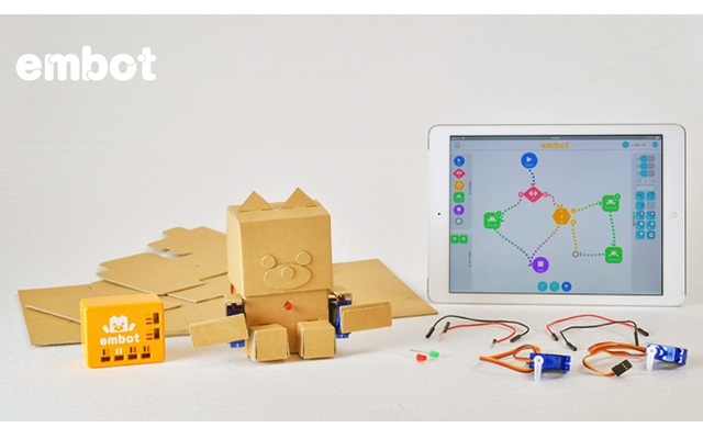 ダンボールで組み立てたロボットをタブレットで操作するプログラミング教材「embot」 | ICT教育ニュース